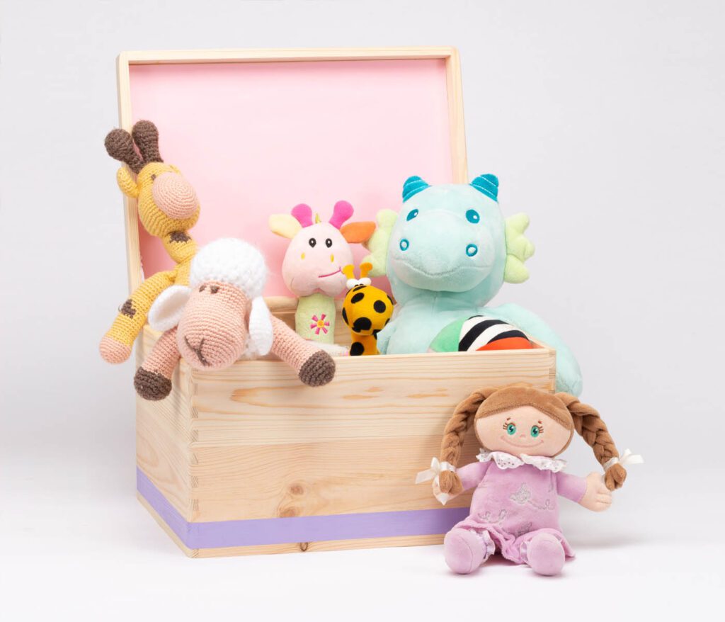 Cherieswood Giraffe Toy Box | Cherieswood